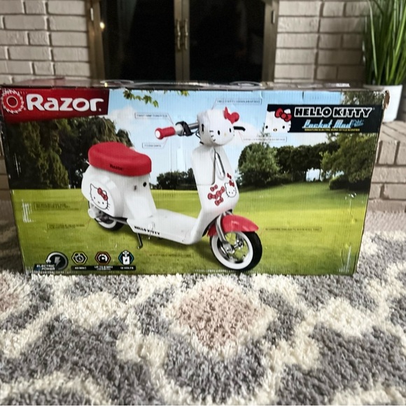 Razor | Toys | Razor Red And White Electric Rideon Toy Scooter New In ...
